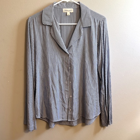 cloth & stone | Tops | Cloth Stone Blouse | Poshmark